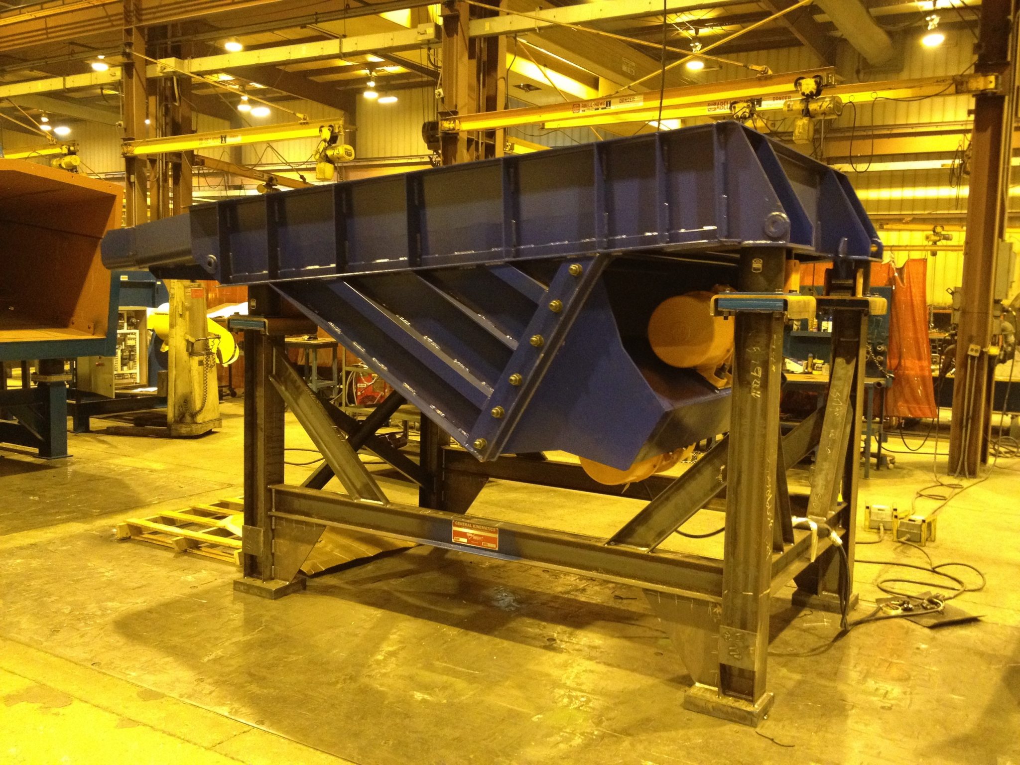 BRUTE FORCE VIBRATING FEEDERS – MetalTech Systems